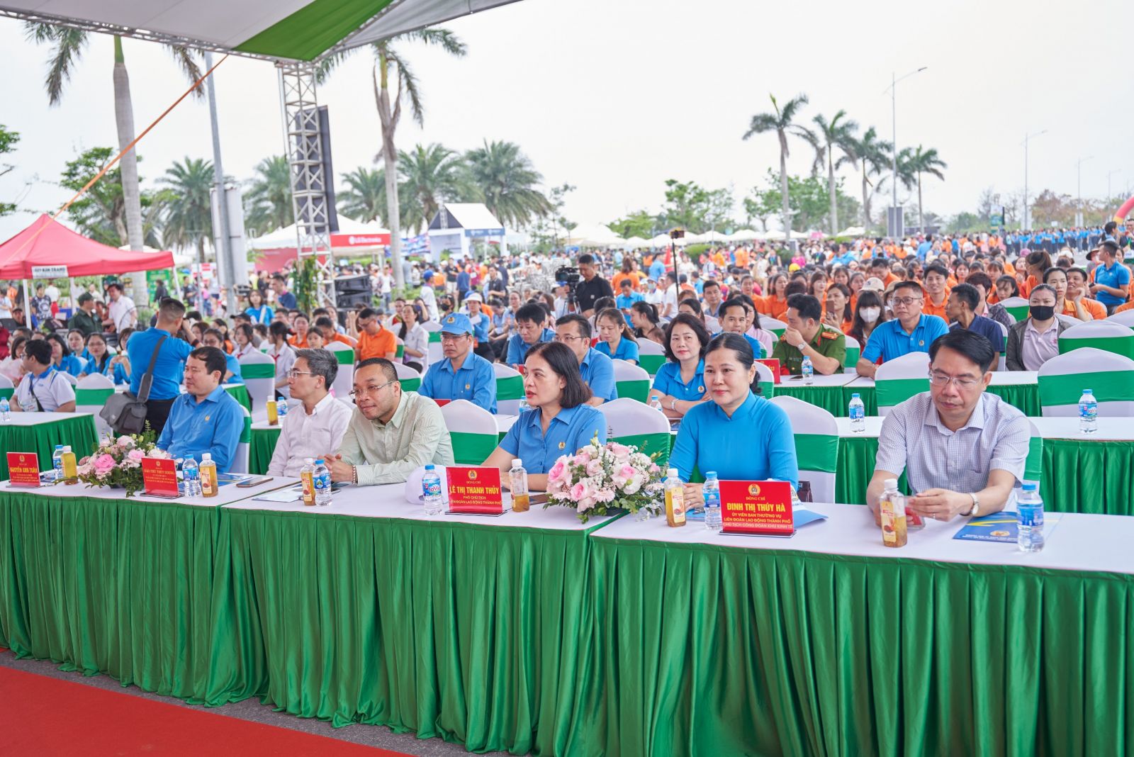 Cộng Nhà Đất tham gia Marathon 5000 Steps of Happines Viship 2025